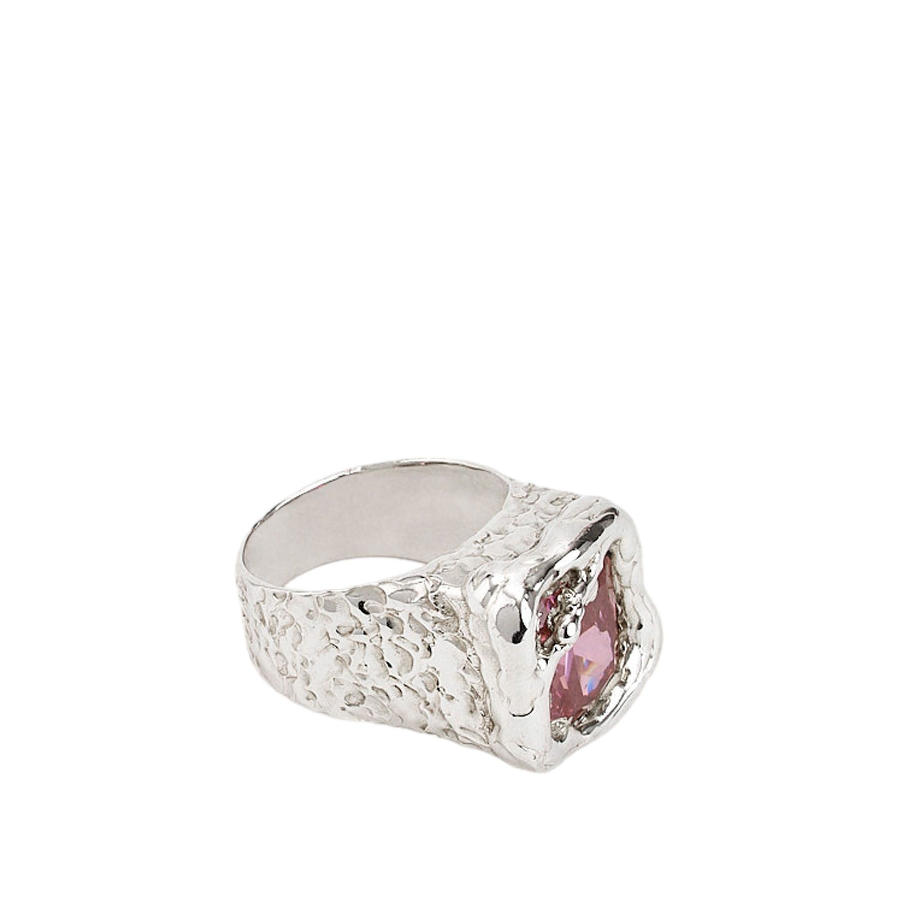 (P) Pressure Ring – L'Oeuvre